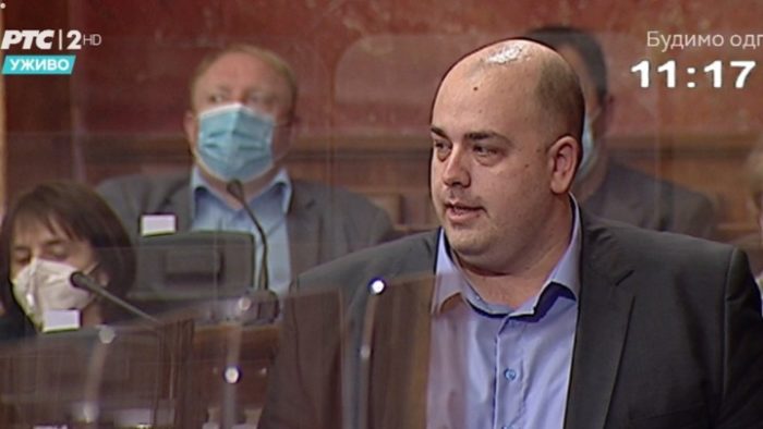 СРБИН.инфо | Ко је Срба Филиповић: СНС јуришник, а прелетач из ДС